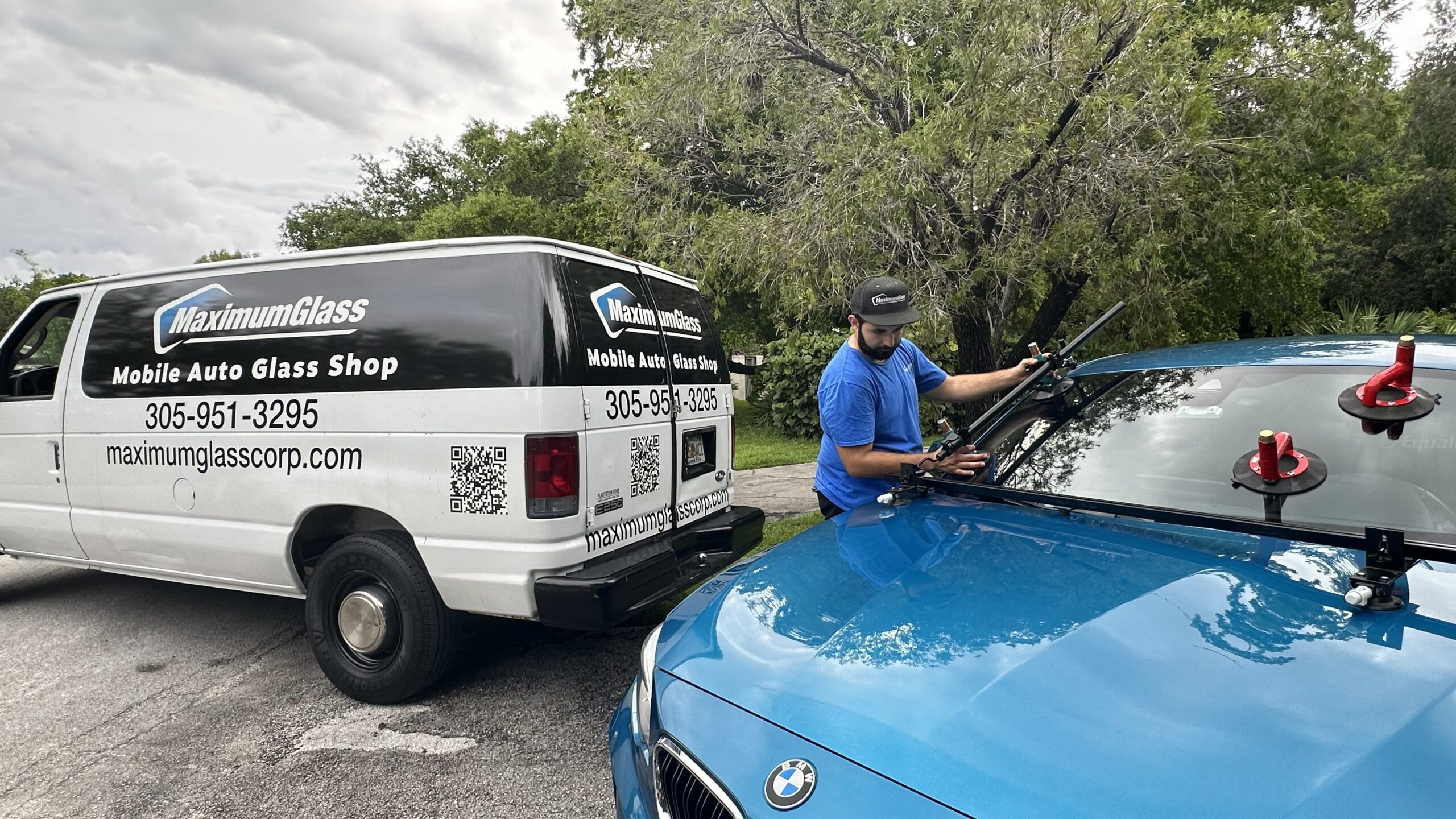 Auto Glass Repair Services | Mobile Glass Repair Near Me